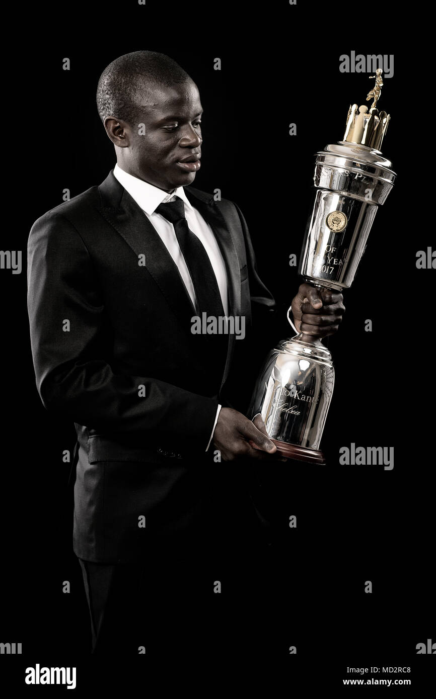 Ngolo kante trophy hi-res stock photography and images - Alamy