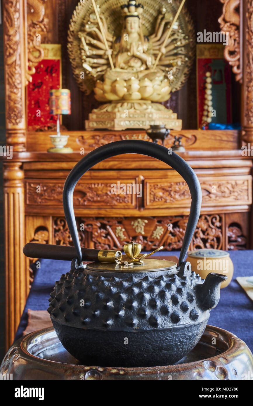 Tea tasting hi-res stock photography and images - Alamy