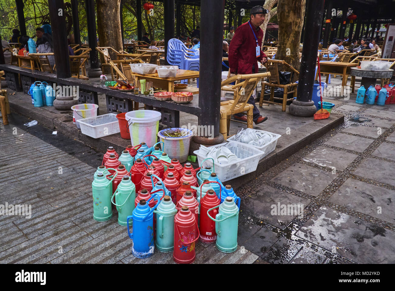 China chengdu teahouse hi-res stock photography and images - Alamy