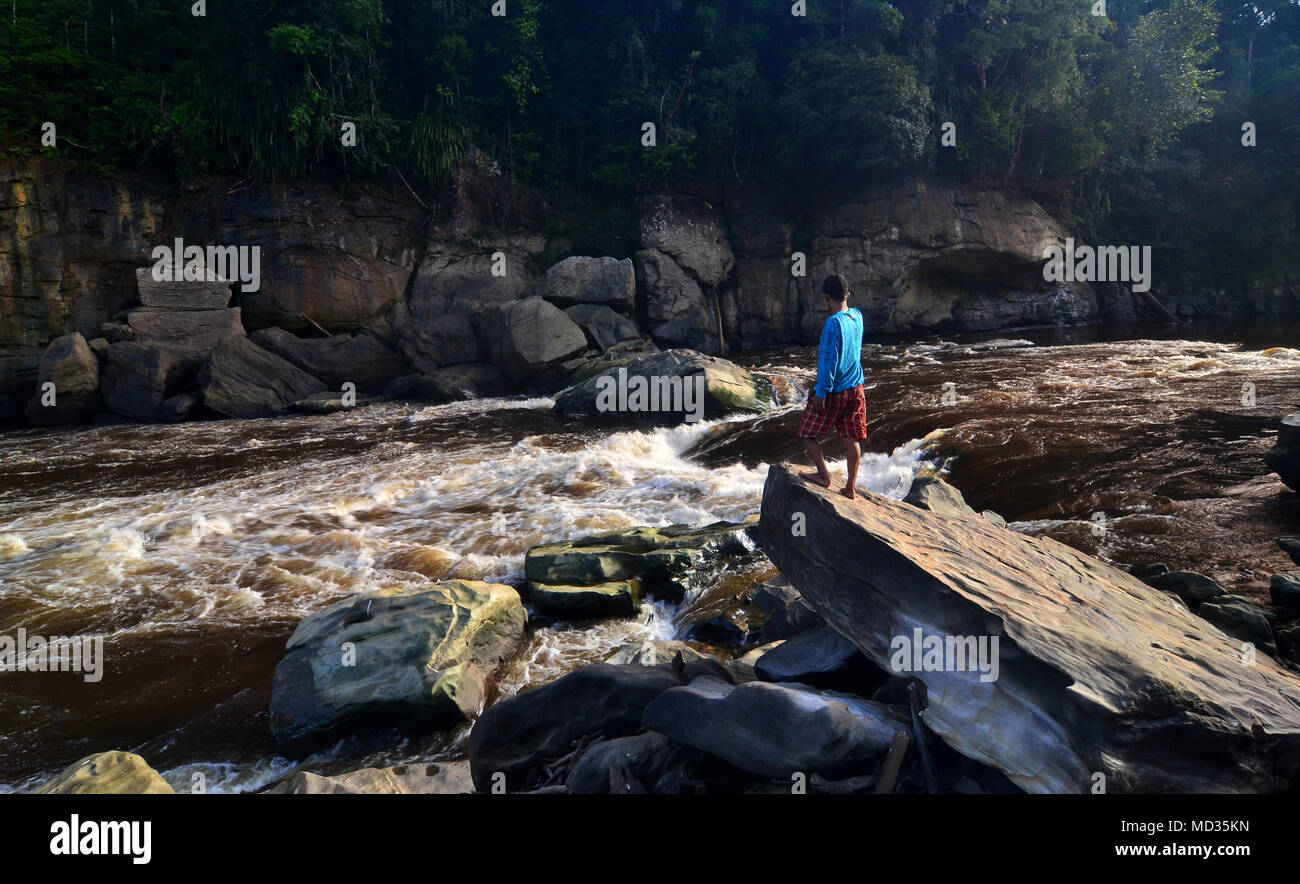 Kalimantan coal river hi-res stock photography and images - Alamy