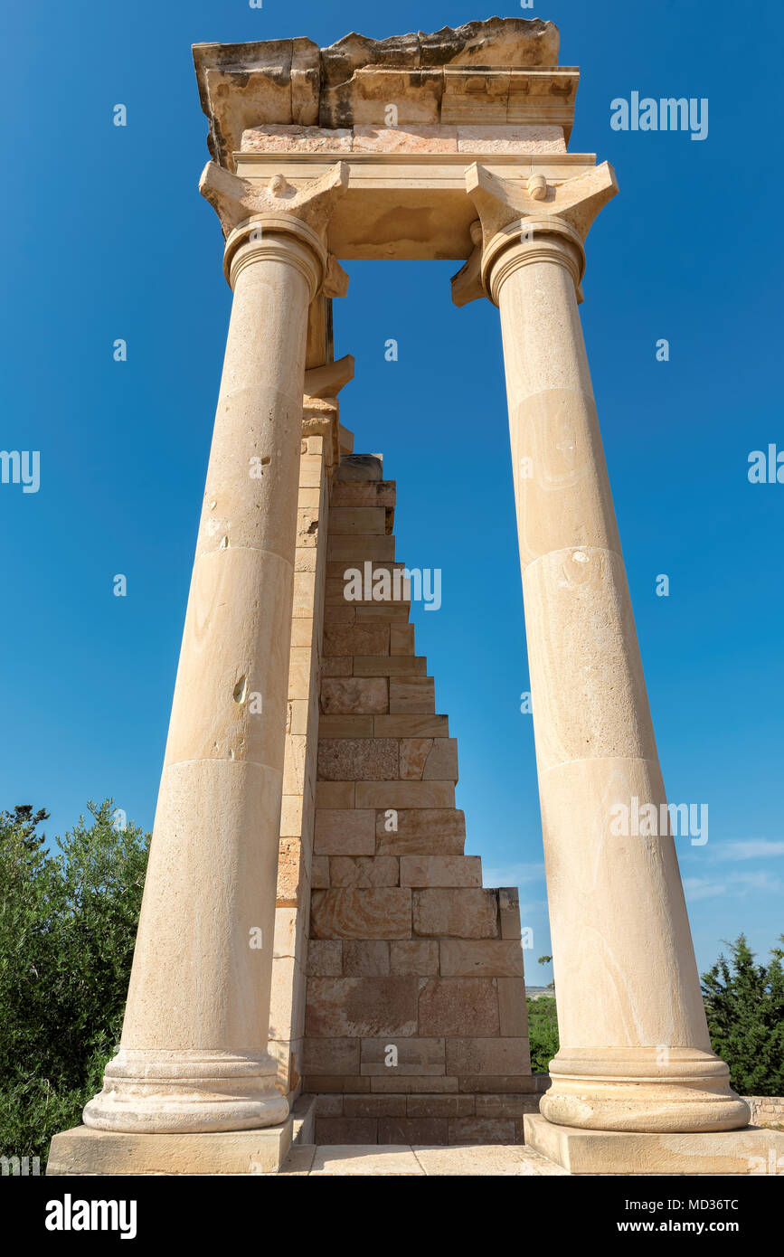 Column of apollo hi-res stock photography and images - Alamy