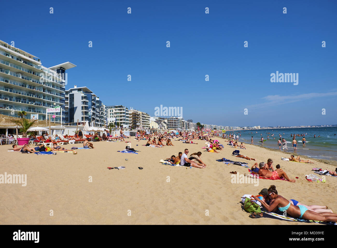 Beach la baule hi-res stock photography and images - Alamy