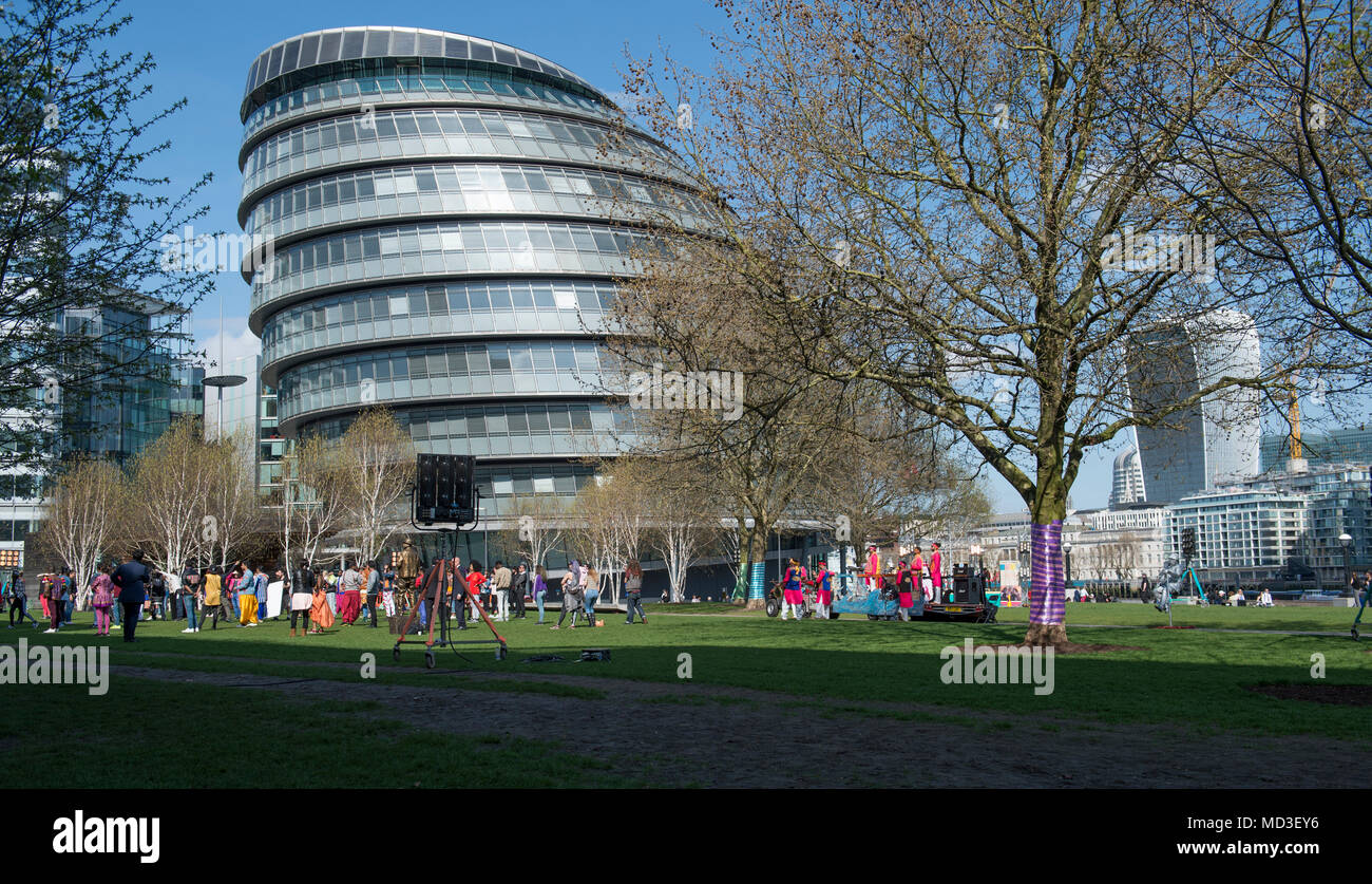 Bollywood film shooting london location hi-res stock photography and ...