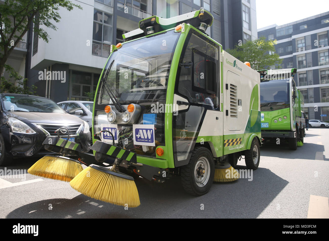 China shanghai street sweeper hi-res stock photography and images - Alamy