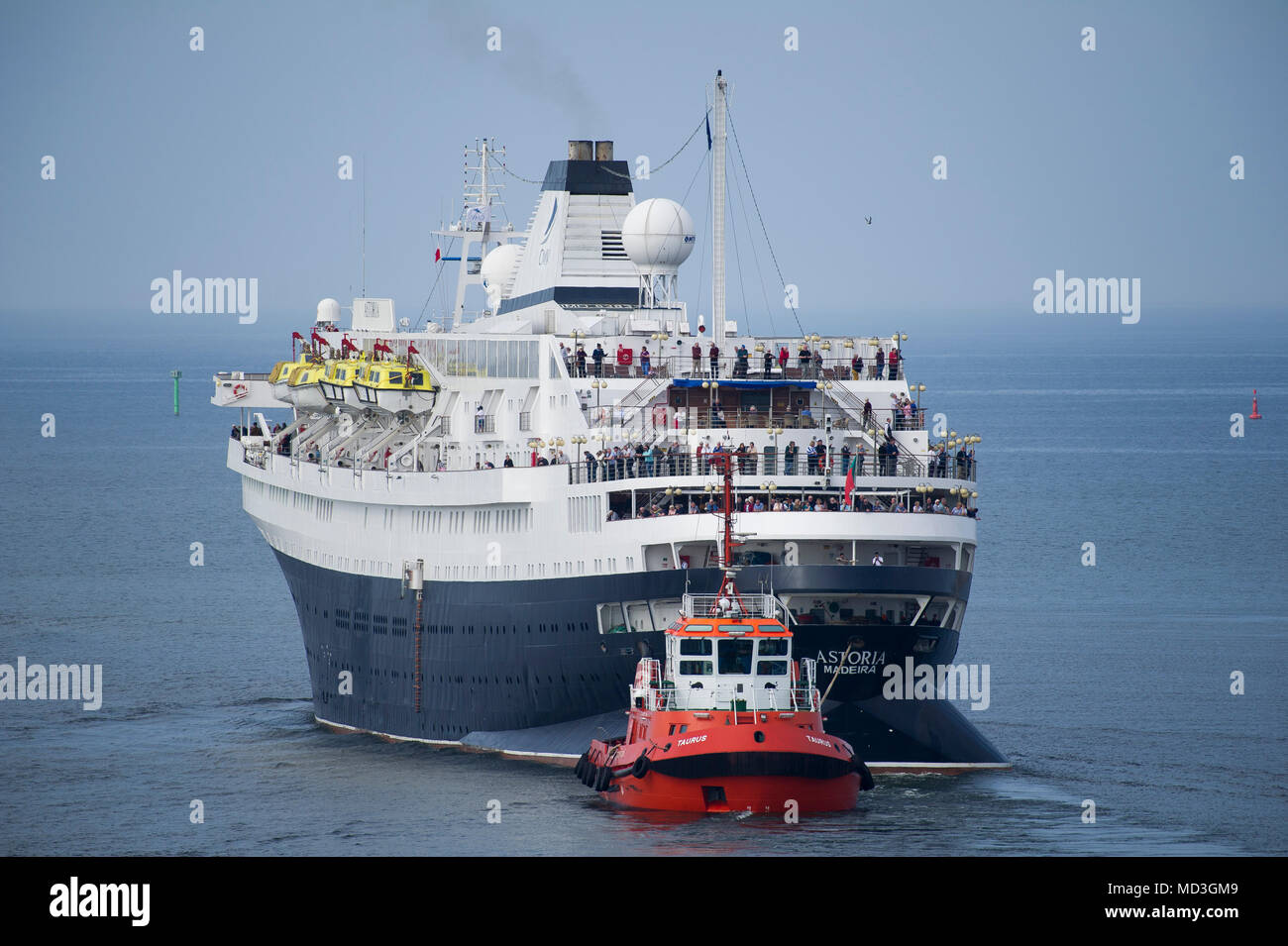 160 meter long hi-res stock photography and images - Alamy