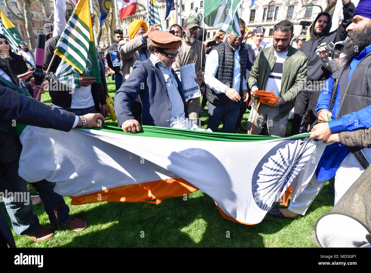 Indian flag torn hi-res stock photography and images - Alamy