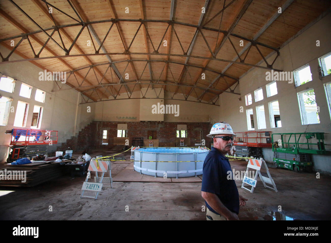Florida, USA. 18th Apr, 2018. Jefferson Davis (Senior Superintendent ...