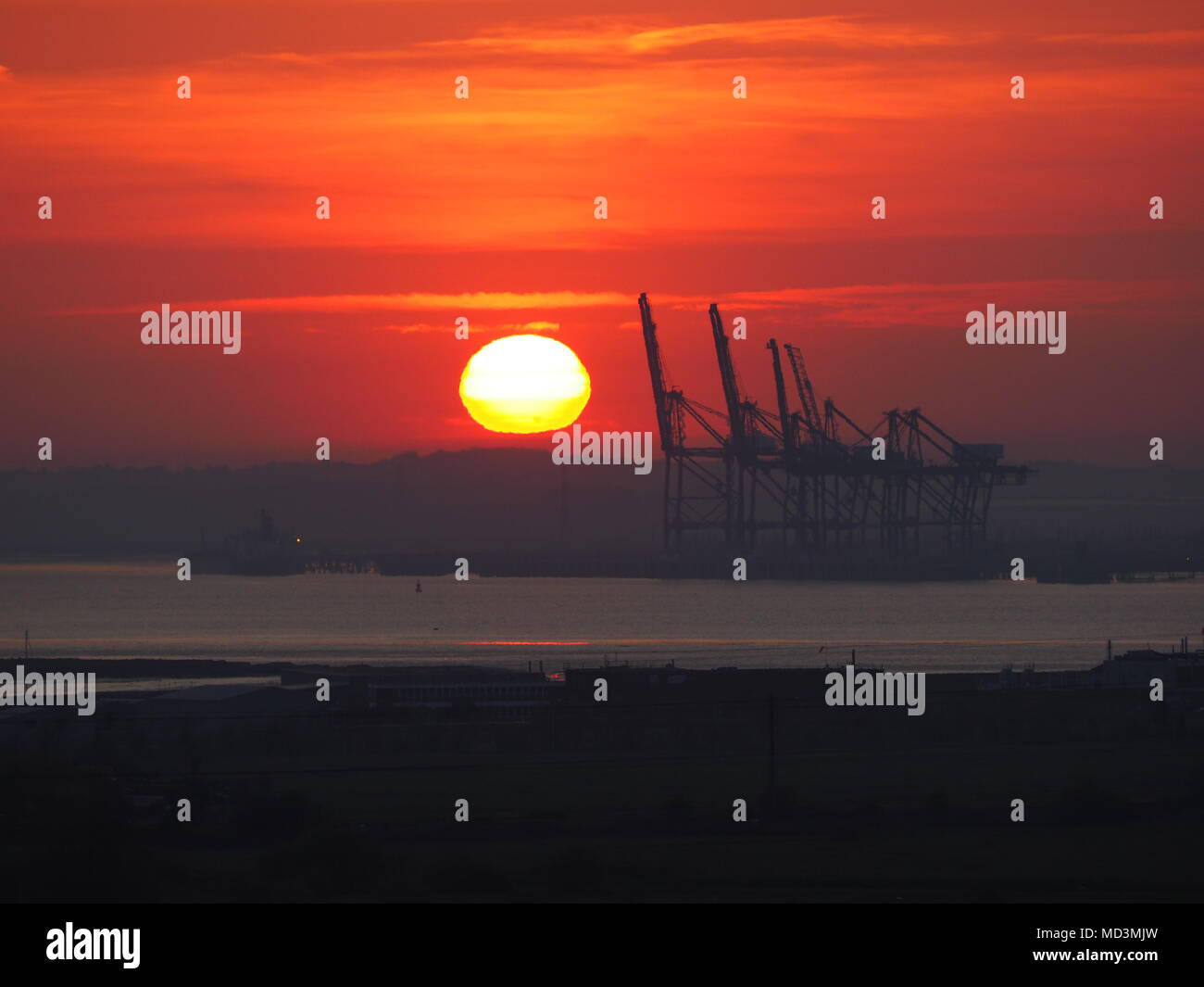 Thamesport uk hi-res stock photography and images - Alamy