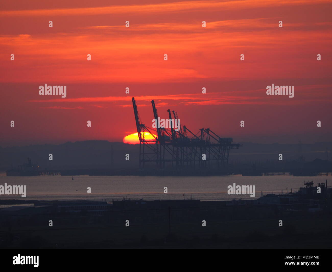 Thamesport uk hi-res stock photography and images - Alamy