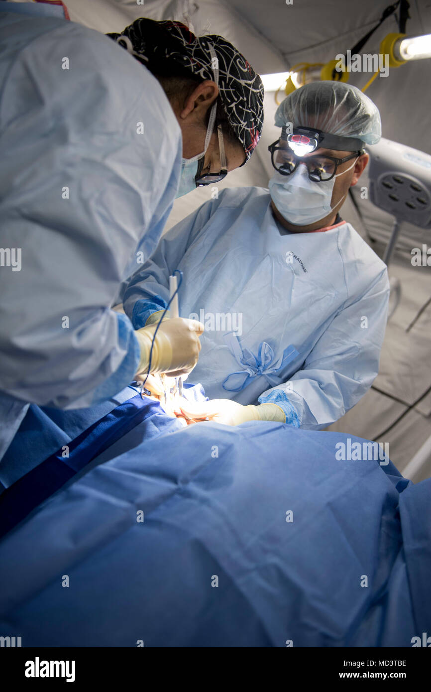 180316-N-UP035-0536 PUERTO CORTES, Honduras (March 16, 2018) Capt. Rob ...