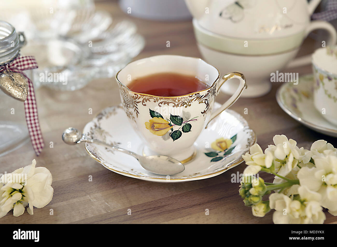 Teacup table hi-res stock photography and images - Alamy