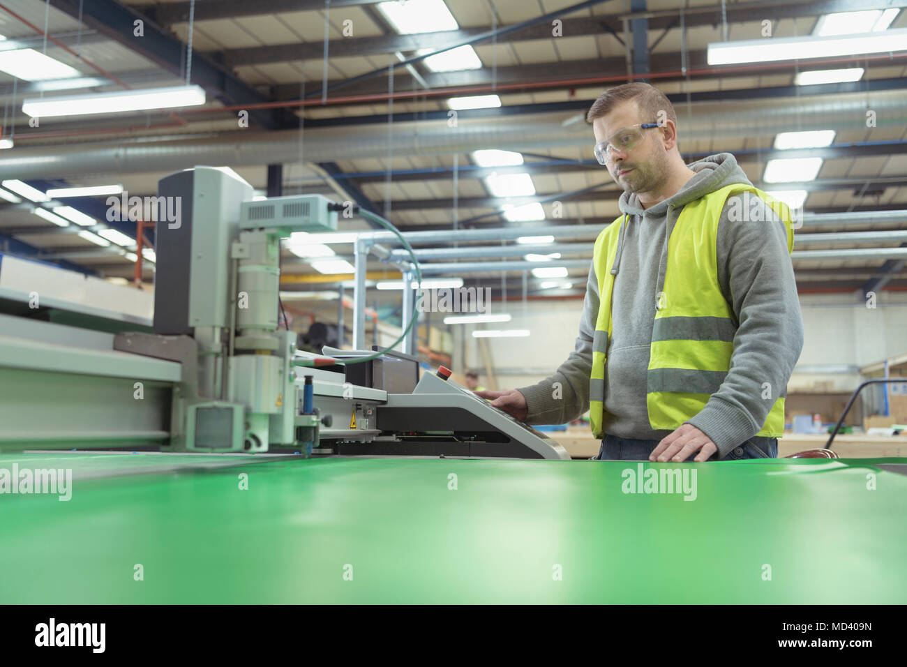 Cutting or slicing machine hi-res stock photography and images - Alamy