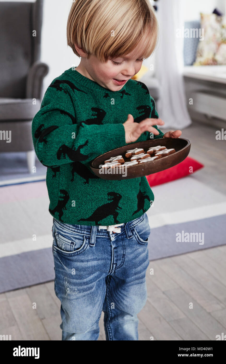 Boy cookies hi-res stock photography and images - Alamy