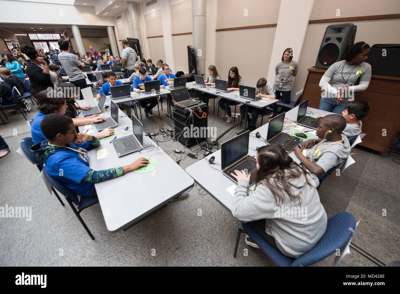 Tri county dimensionu competition hi-res stock photography and images ...