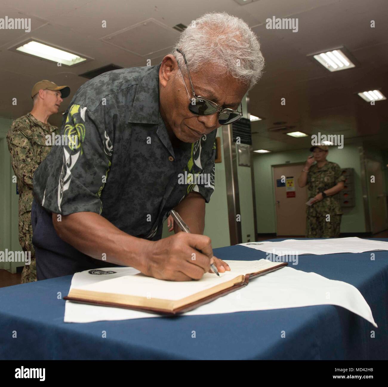 180320-N-NH199-0047 PACIFIC OCEAN (March 20, 2018) The Honorable Tony ...