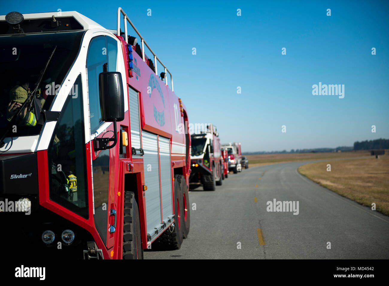 Aircraft rescue firefighting vehicles hi-res stock photography and ...