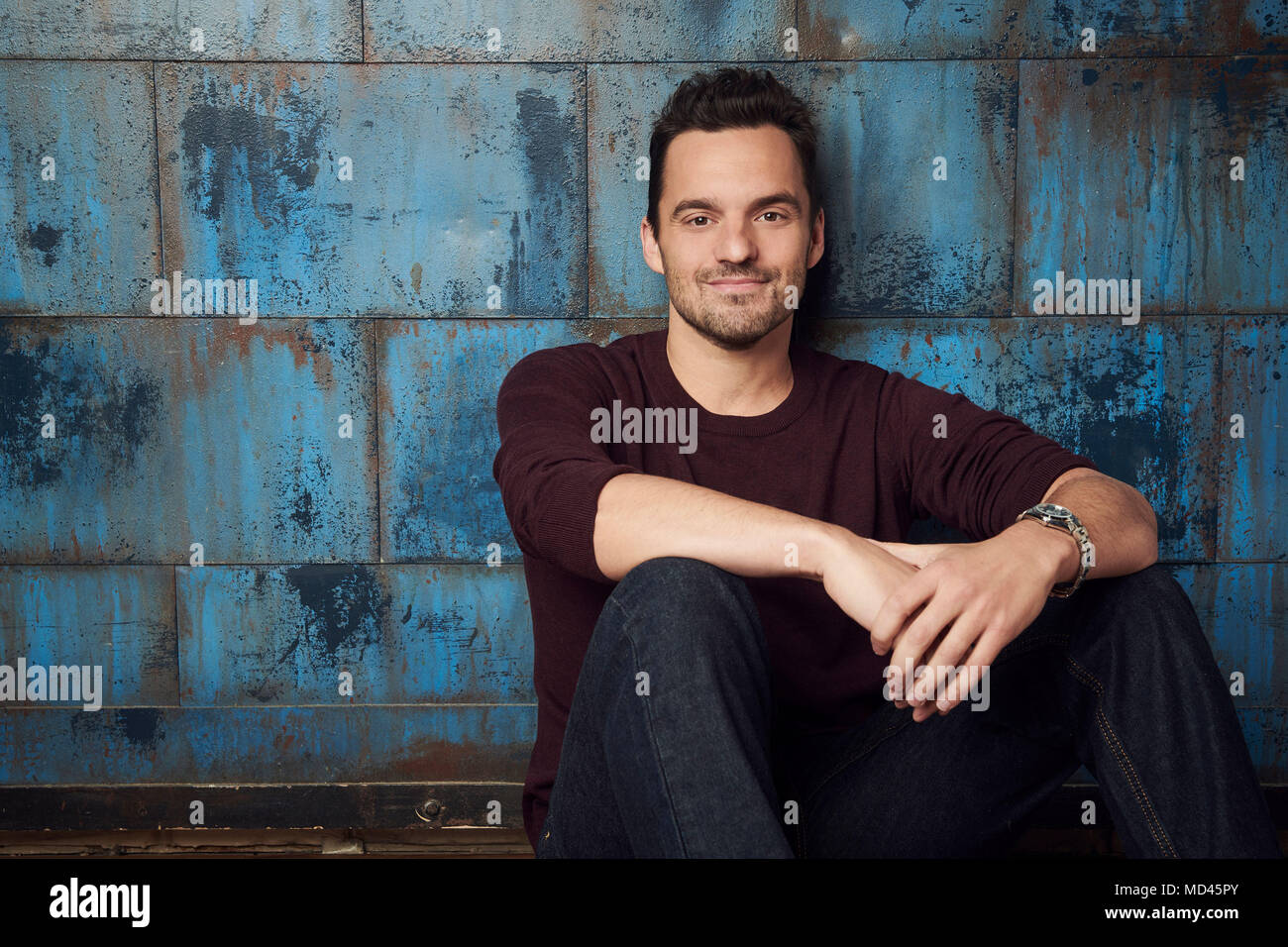 NEW GIRL, Jake Johnson, (Season 7, airs 2018). photo: Jeff Lipsky ...