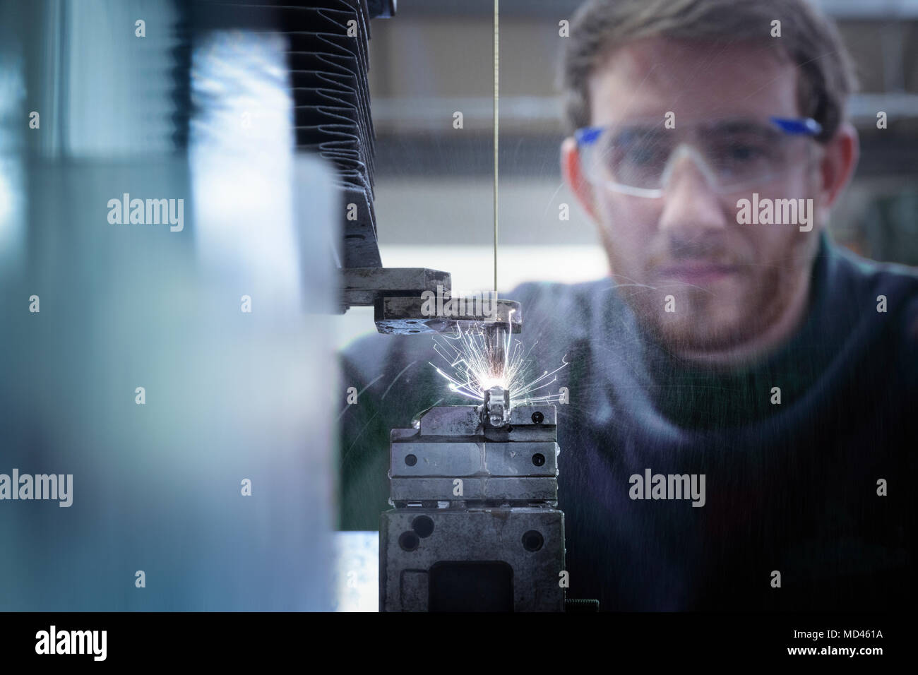 Worker drill drilling machine hi-res stock photography and images - Alamy