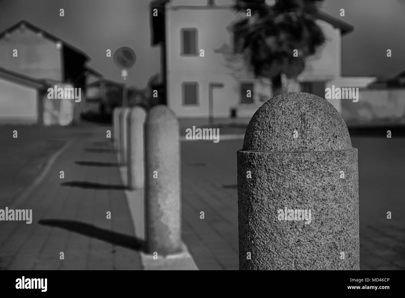 Enclosed cemetery Black and White Stock Photos & Images - Alamy