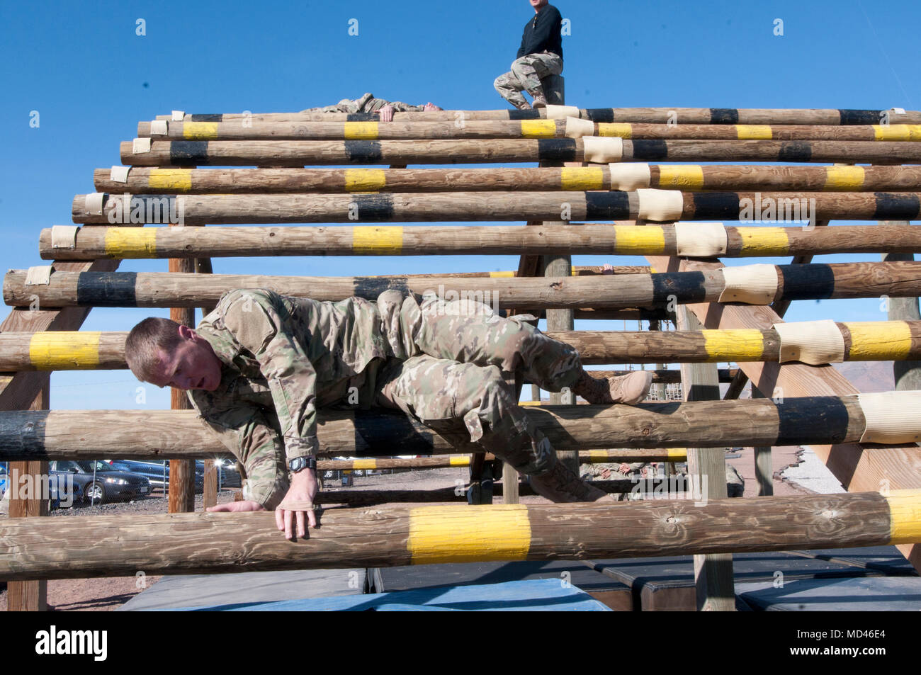 Weaver obstacle hi-res stock photography and images - Alamy