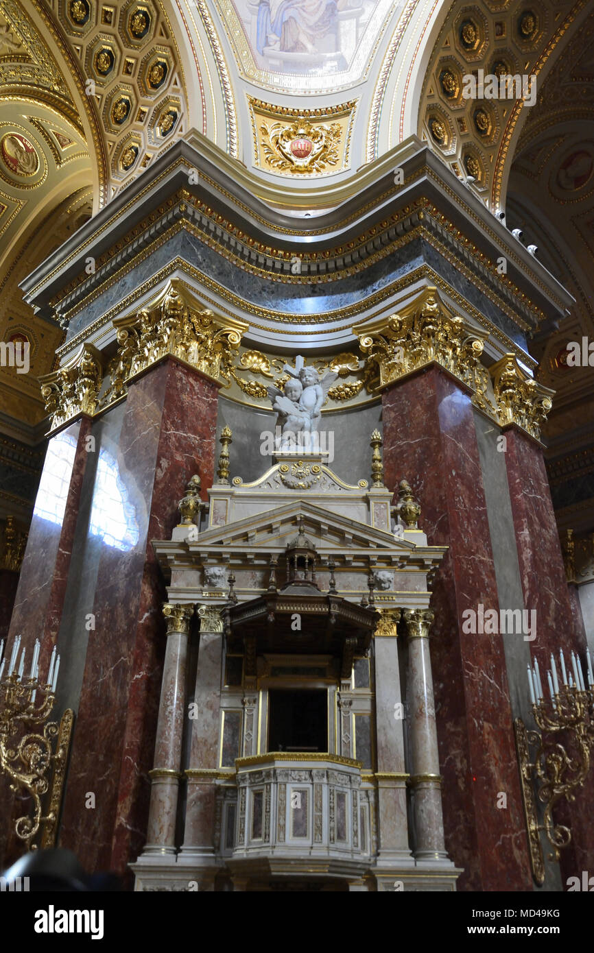 st istvan bazilika indoor Stock Photo - Alamy