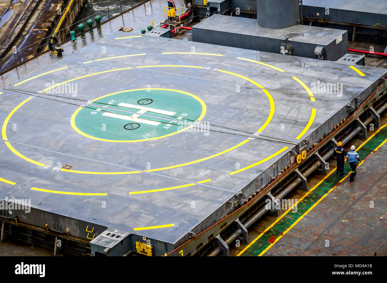 Helipad area on stern of ship Stock Photo - Alamy