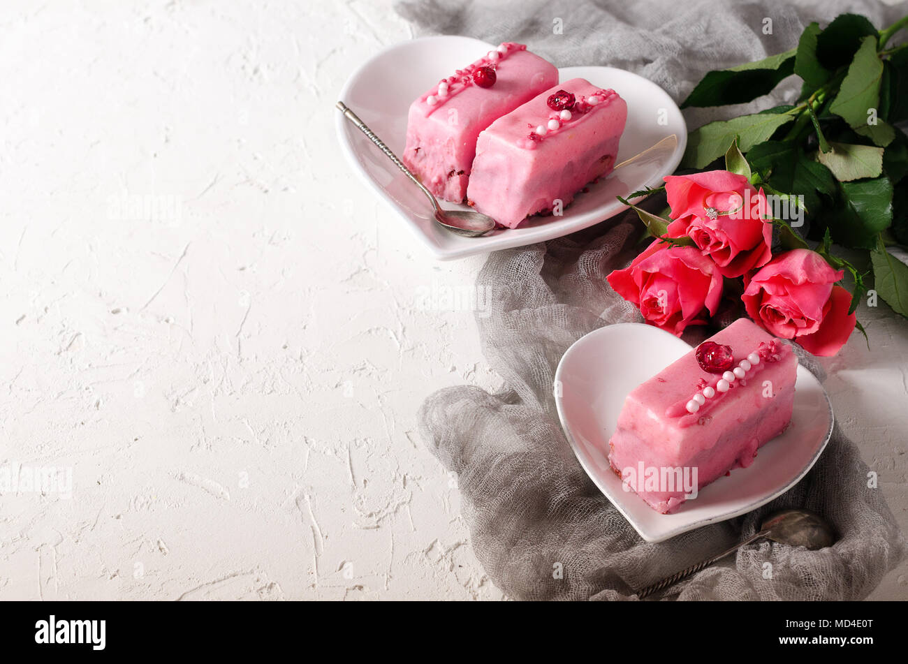 Marriage proposal. ring, pink cakes, roses on white background. Free ...