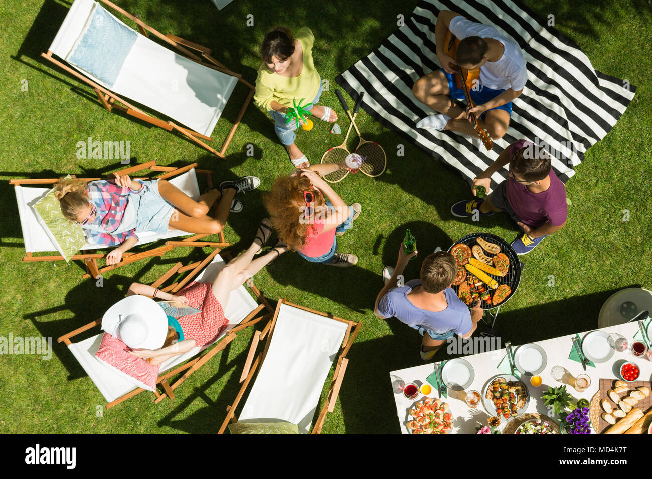 Barbeque party hi-res stock photography and images - Alamy