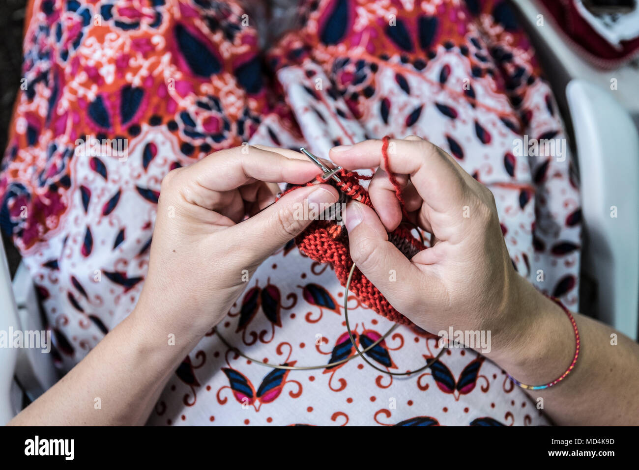 Knitting needle sizes hi-res stock photography and images - Alamy