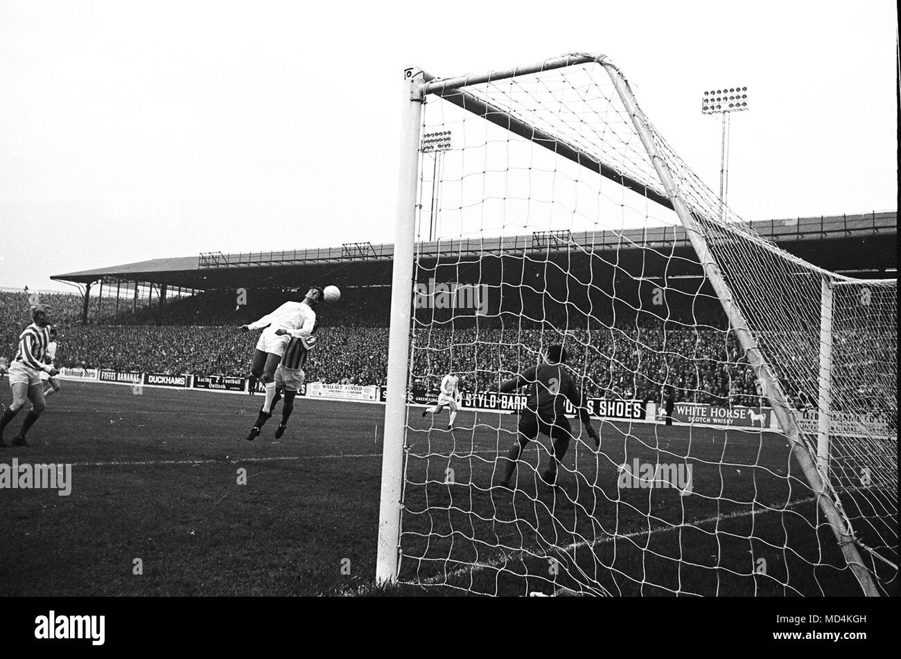 Leeds v Wolves 1968 Stock Photo - Alamy