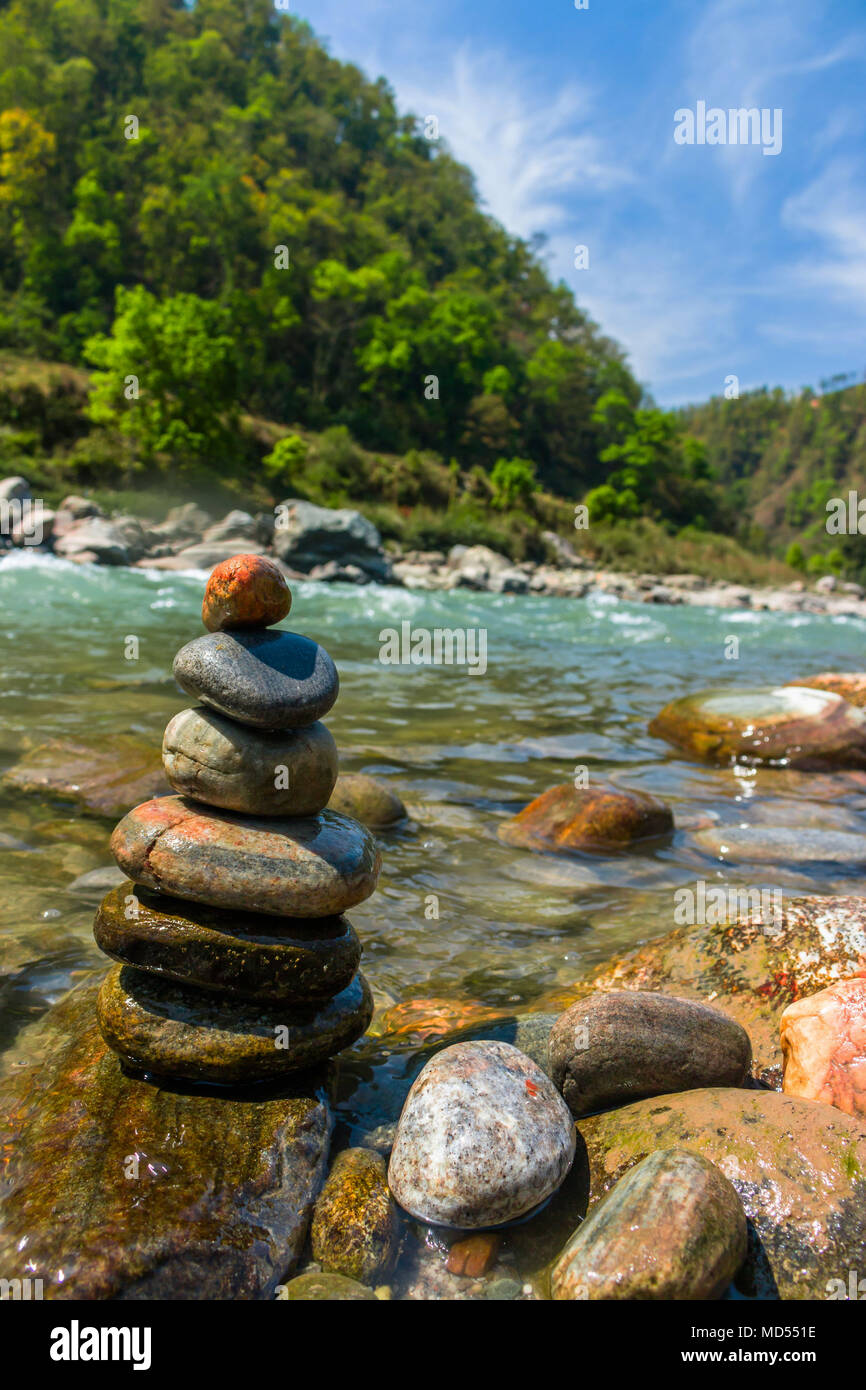 Balancingart hi-res stock photography and images - Alamy