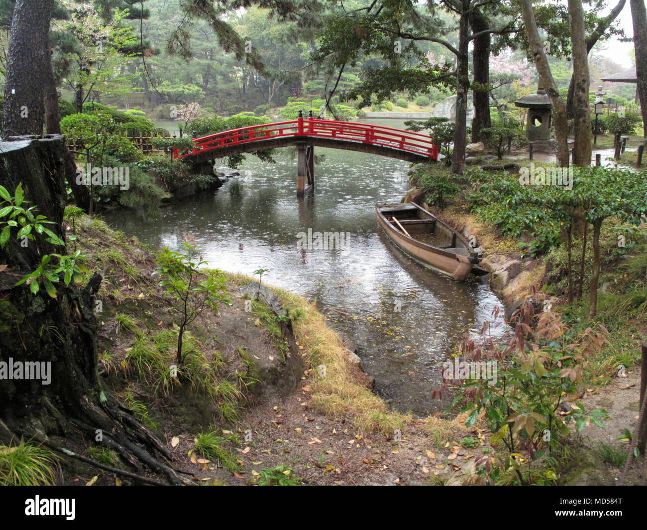 Rain bridge hi-res stock photography and images - Alamy