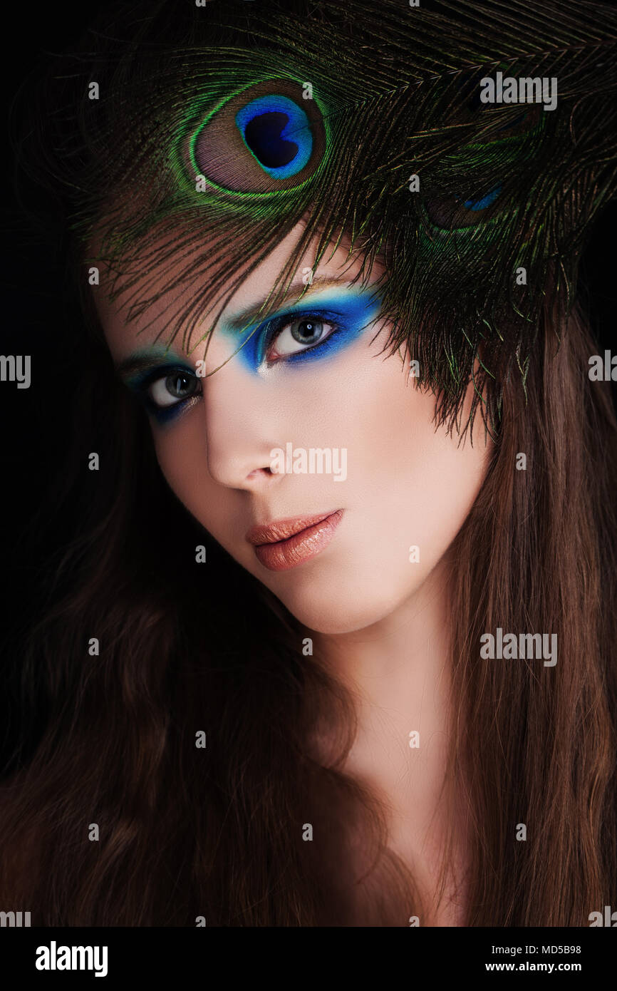 Peacock Feather Makeup 50 Peacock Face Makeup Stock Photos, High Res