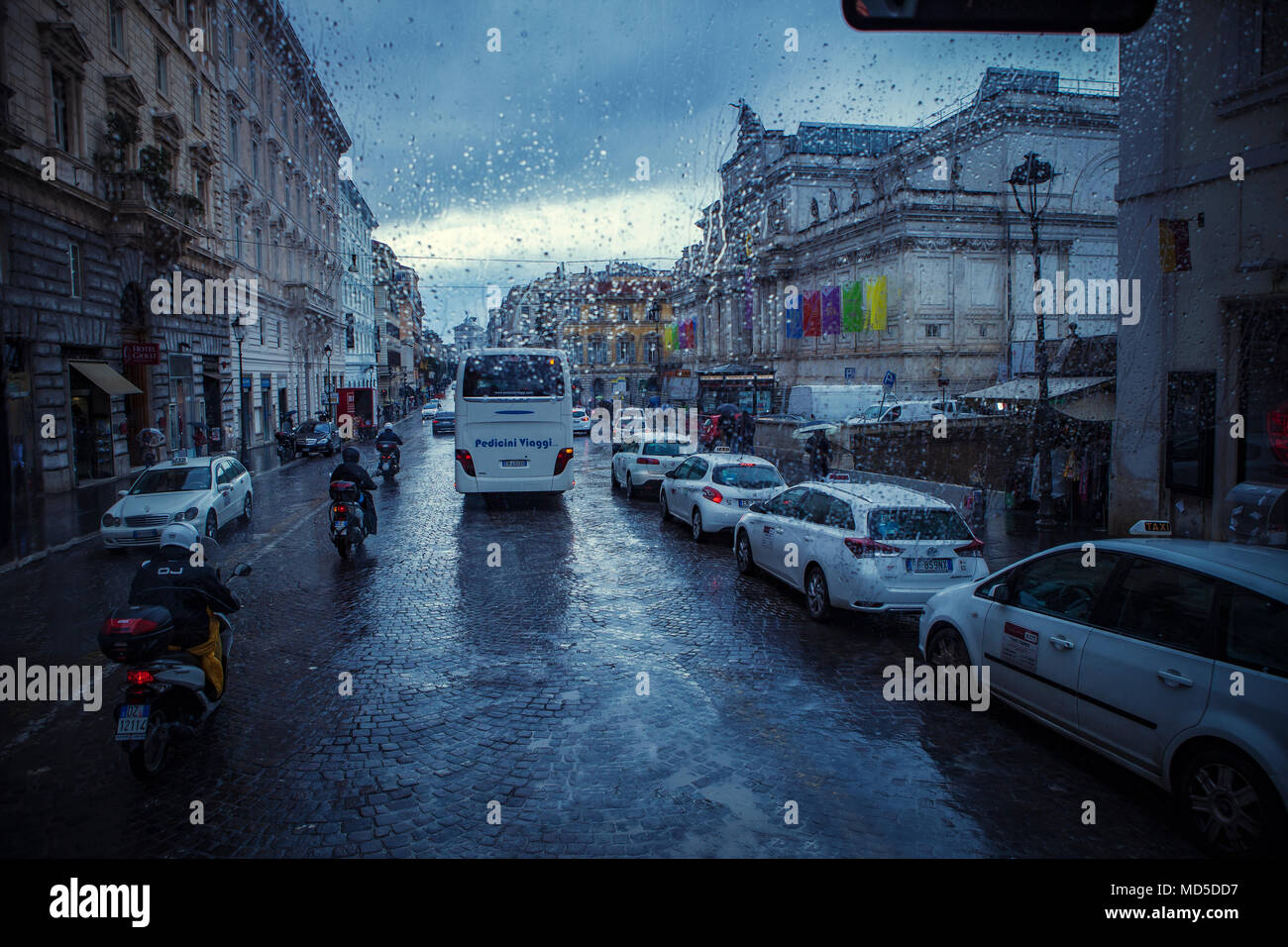 ROME ITALY - NOV8,2016 : traffic in heart of home on raining day, most ...