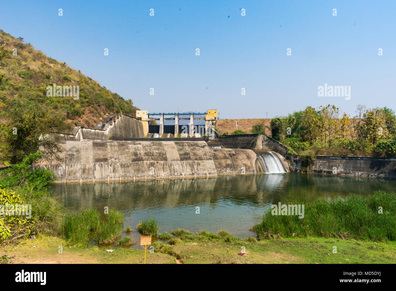 A old dam close view with looking awesome at sunny day Stock Photo - Alamy