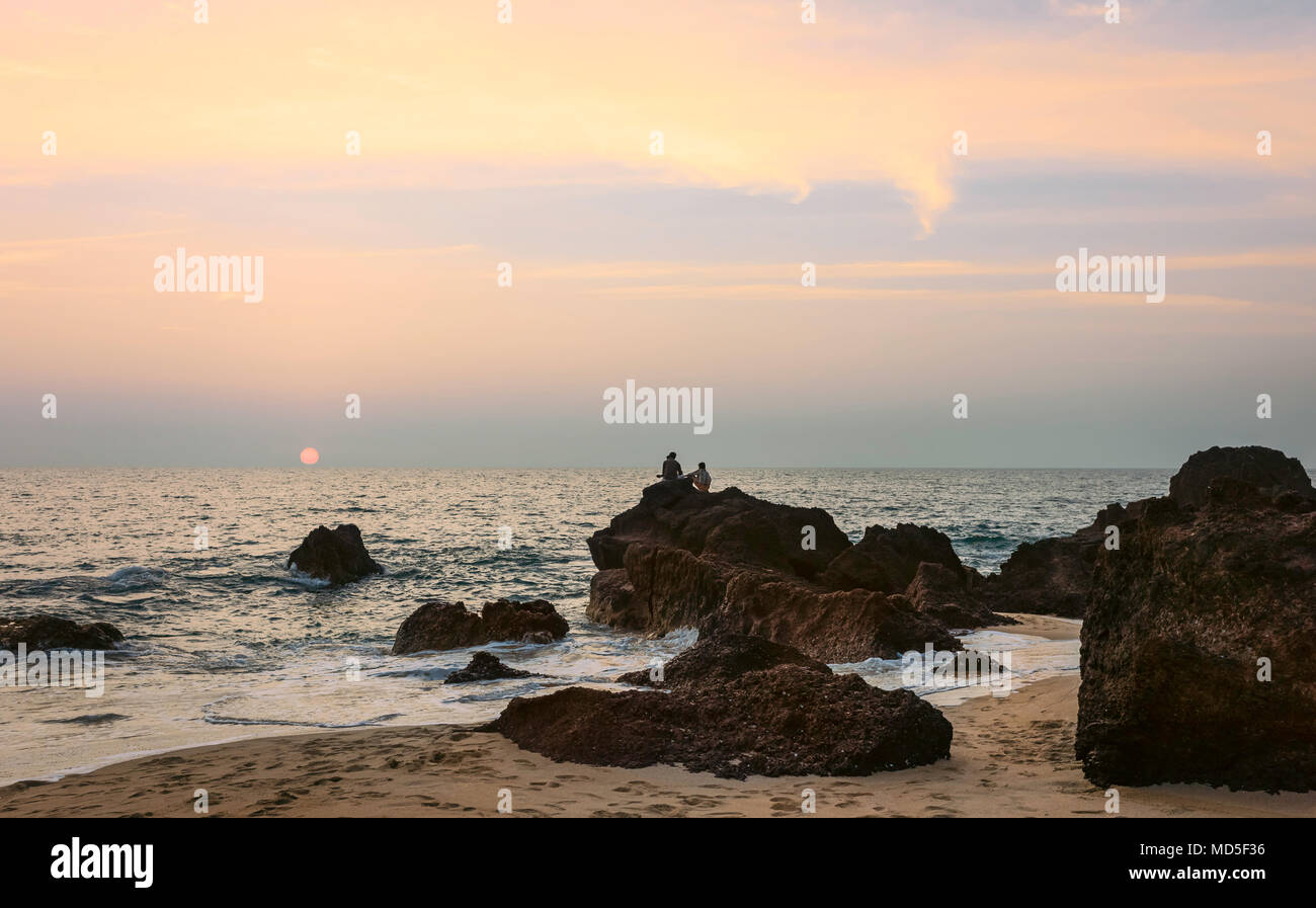 Arabian setting hi-res stock photography and images - Alamy
