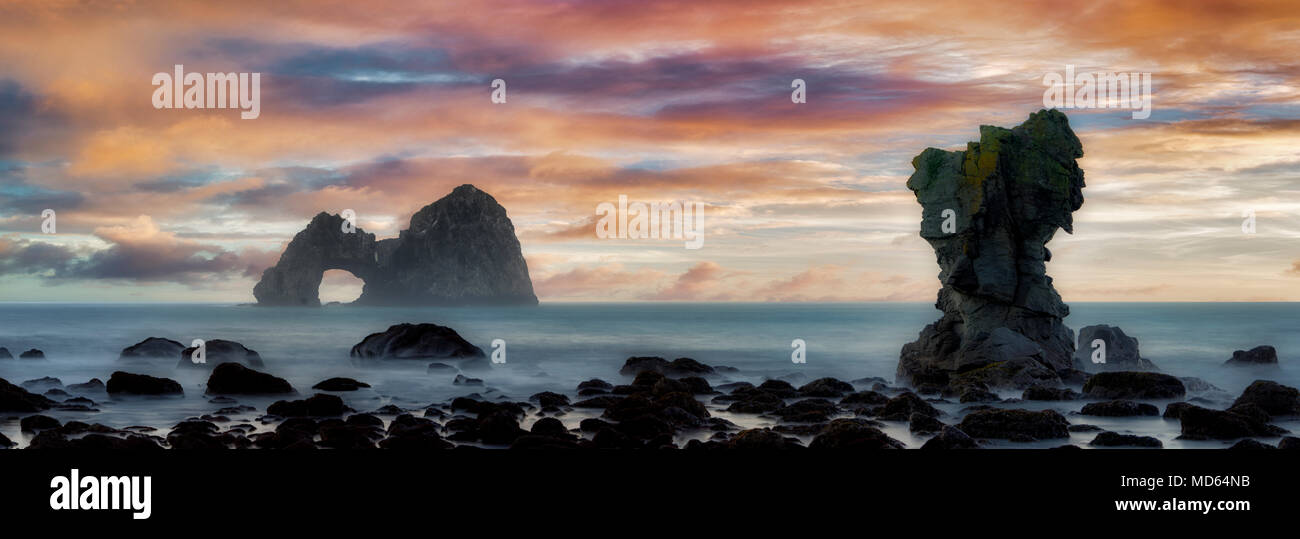 Arch rock oregon coast hi-res stock photography and images - Alamy