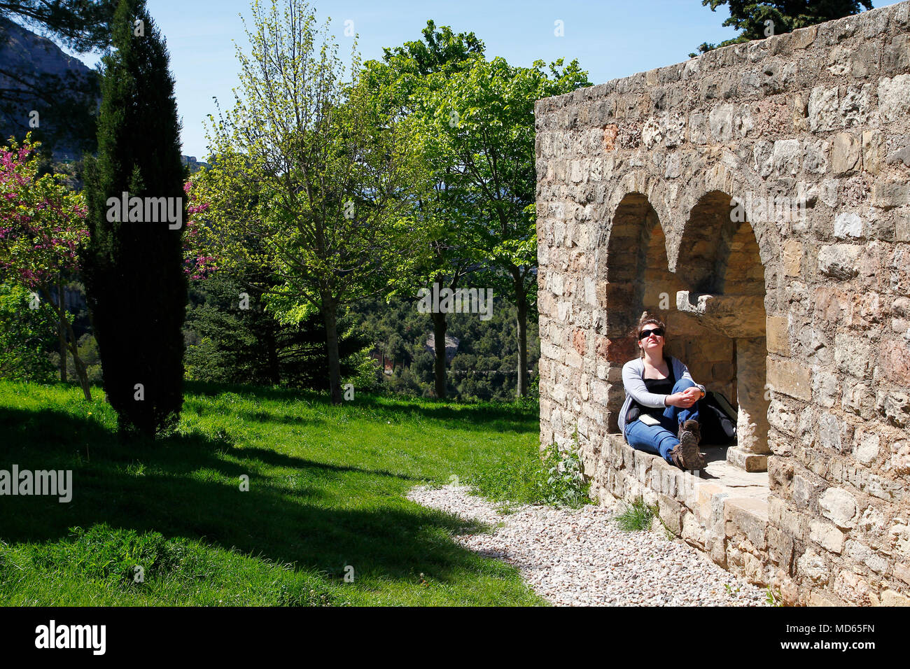 Human thinking people hi-res stock photography and images - Alamy