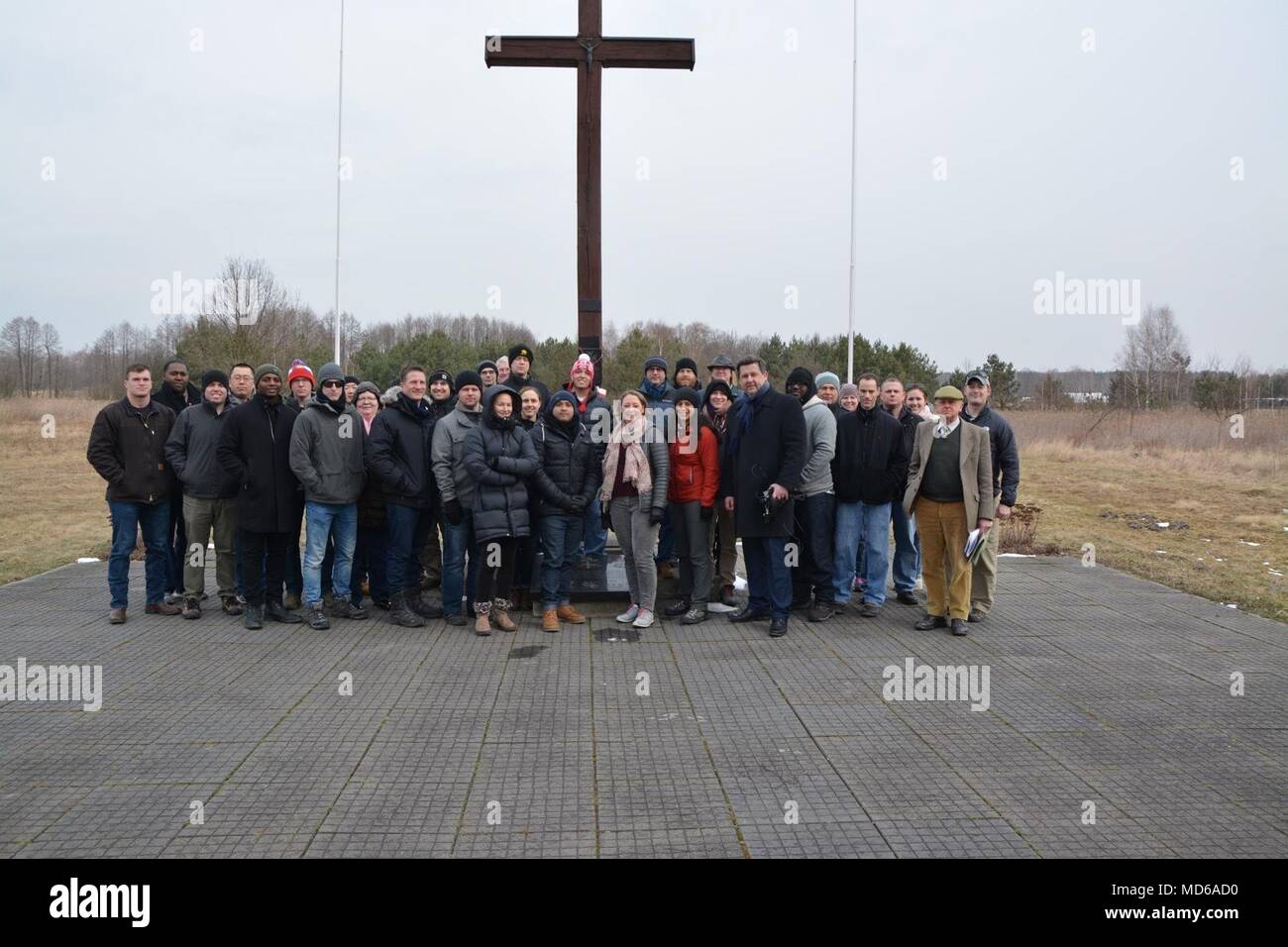 The 24th Military Intelligence Battalion's military and civilian ...