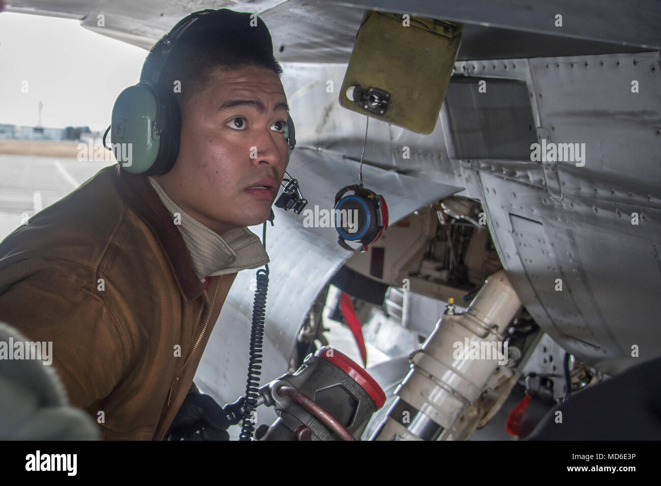 Pantograph maintenance hi-res stock photography and images - Alamy