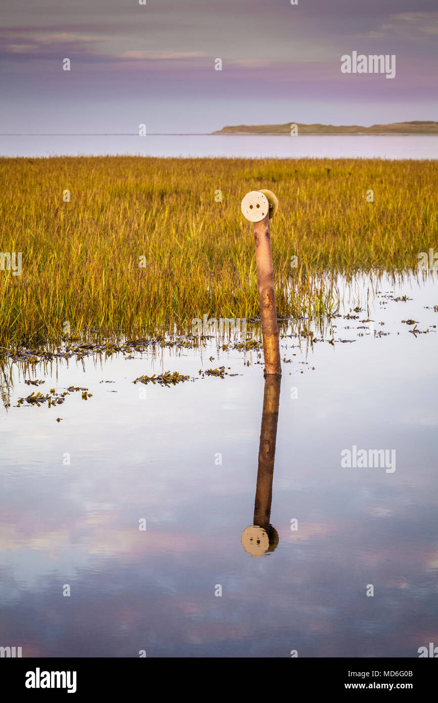 High tide marker hi-res stock photography and images - Alamy
