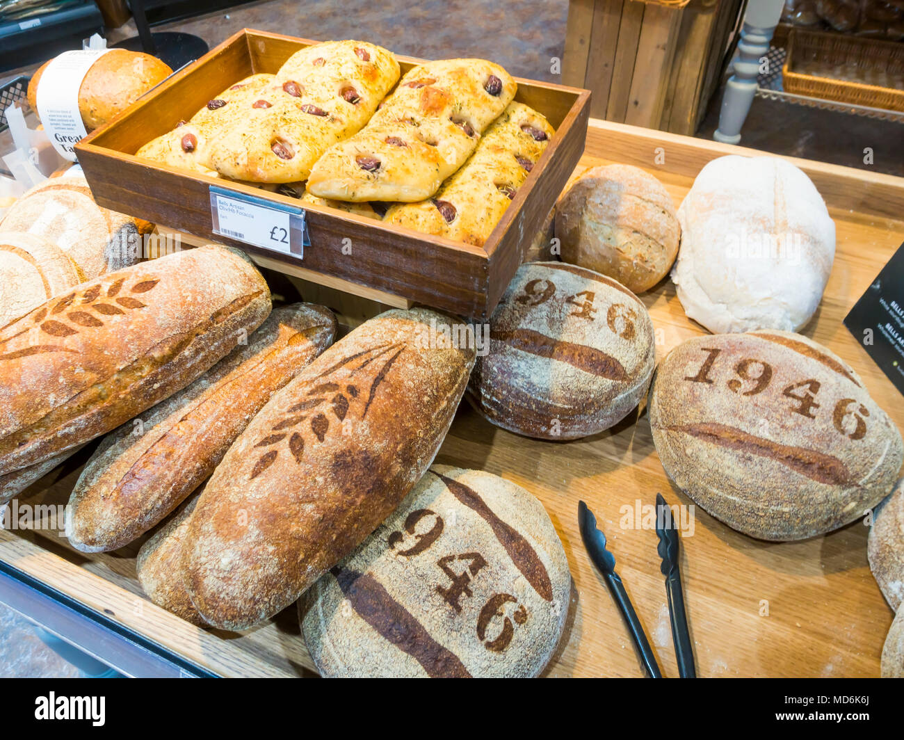 Bread Display Supermarket High Resolution Stock Photography and Images ...