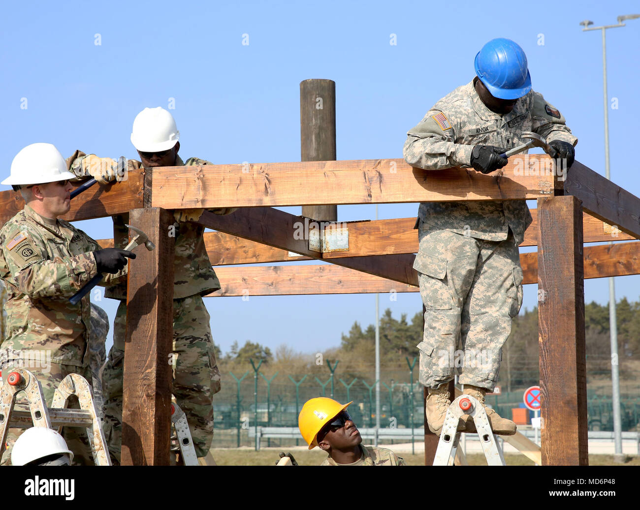 U.S. Army Soldiers assigned to the 859th Engineer Company from the ...