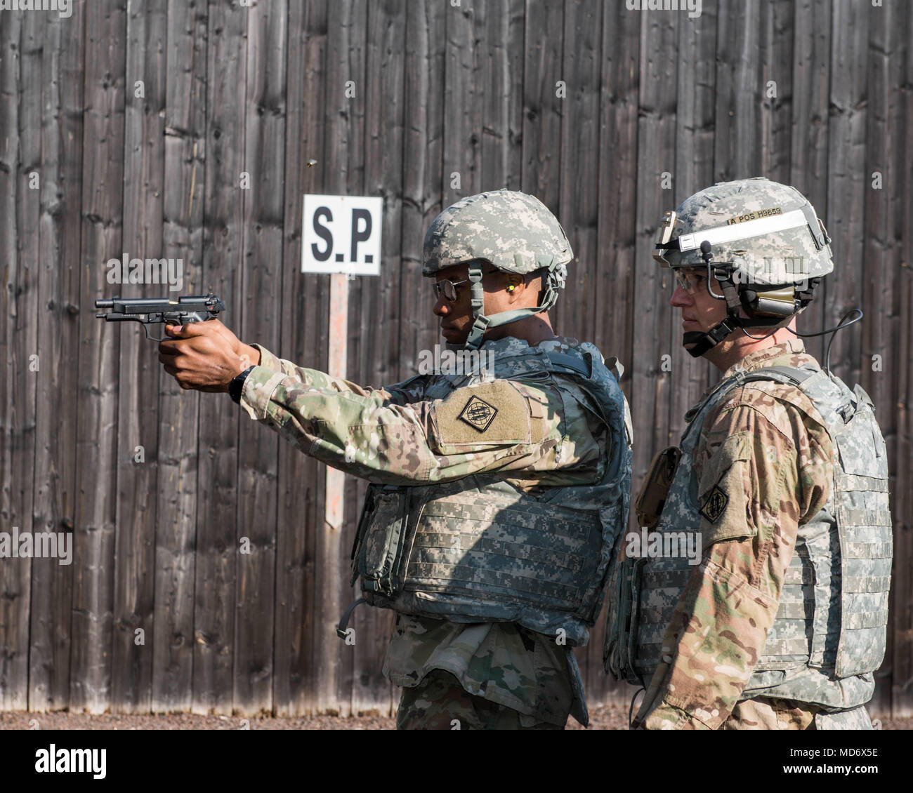 Soldiers from HHC, 2d Theater Signal Brigade conduct M4/M9 ranges with ...