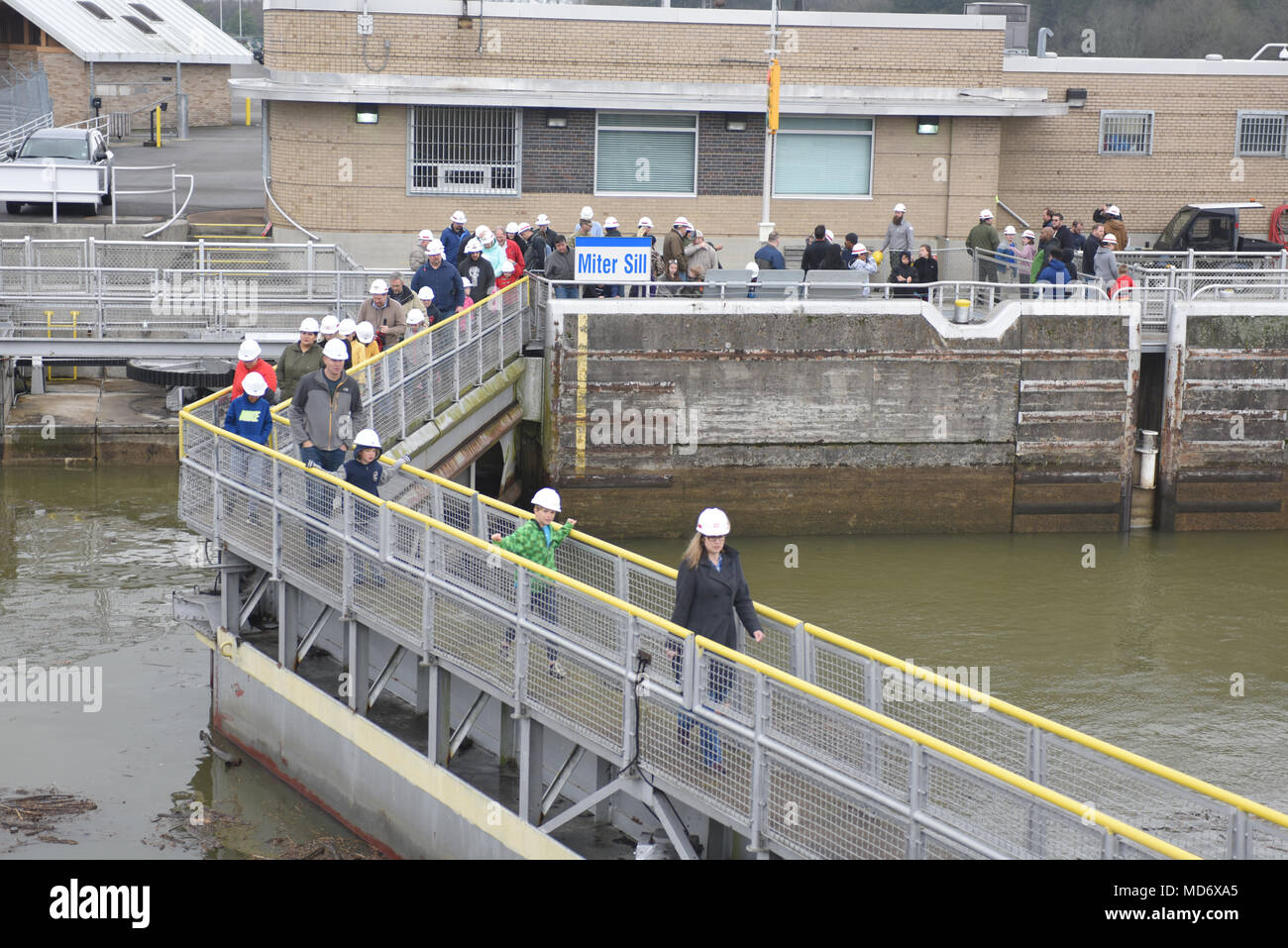 Parents and their children tour Old Hickory Lock during "Bring Your ...