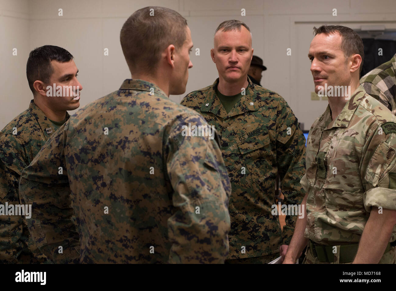 30 commando information exploitation group hi-res stock photography and ...