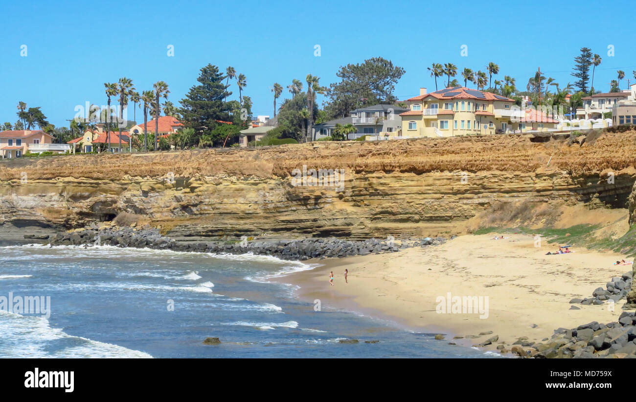 Cast of sunset tan hi-res stock photography and images - Alamy