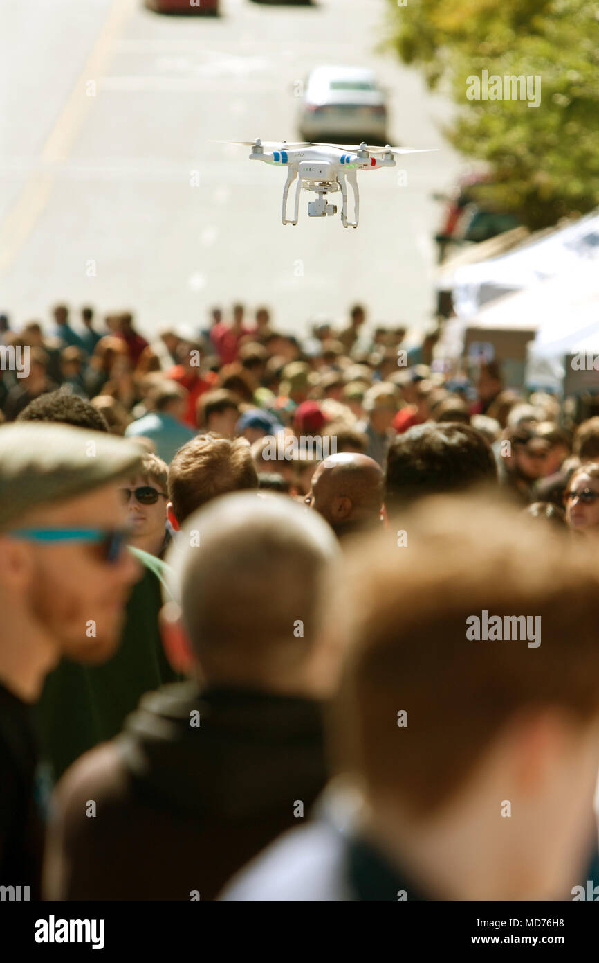 Drone over crowd of people hi-res stock photography and images - Alamy