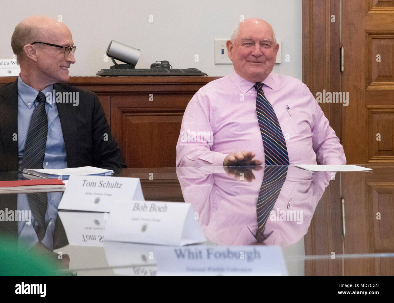 From left, U.S. Department of Agriculture (USDA) Acting Deputy ...