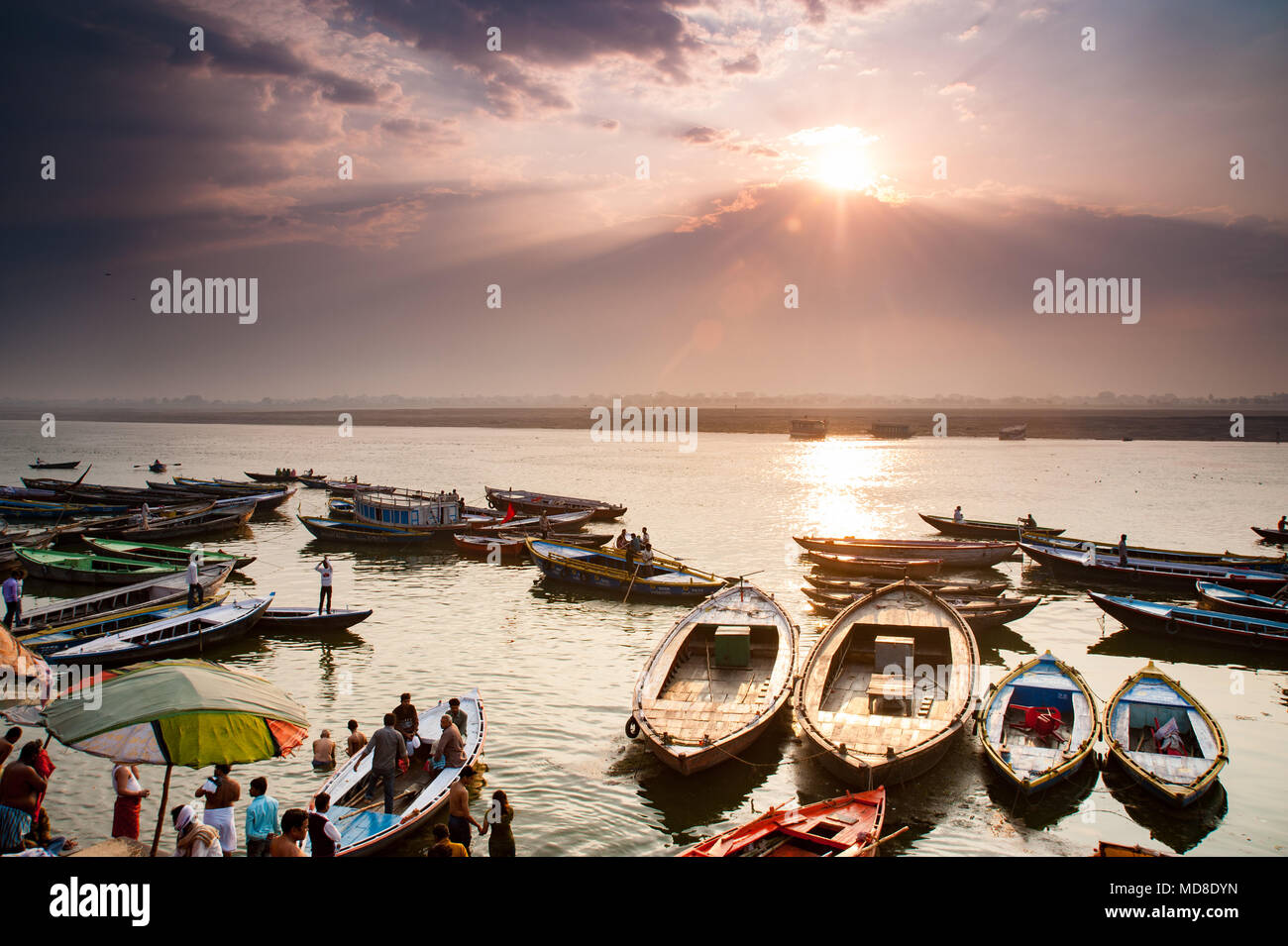 Light over ganges at varanasi hi-res stock photography and images - Alamy